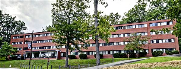 Locations Hub - DAVIS & ELKINS COLLEGE - Roxanna Booth Hall