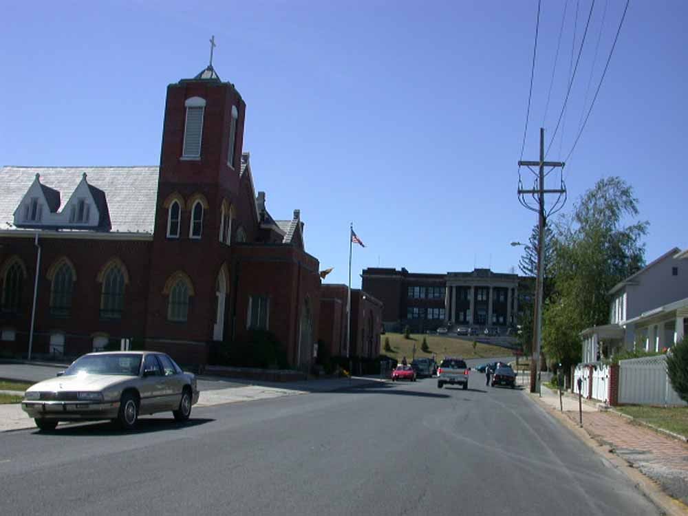 Locations Hub - KEYSER - N. Davis Street