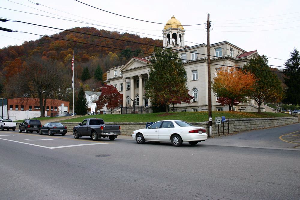 Locations Hub - Boone County Courthouse