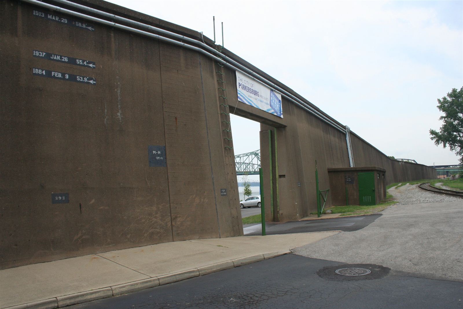 Locations Hub - River Boat Launch Park