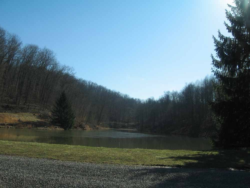 Locations Hub - LAKE RILEY - Lake & House [GILLOOLY]