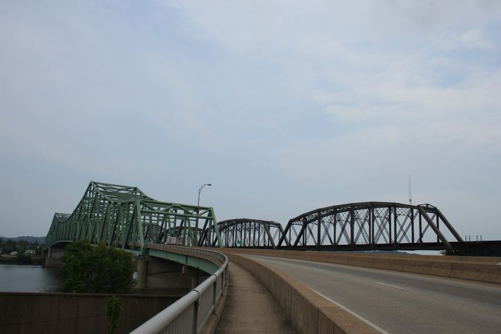 Locations Hub - WV Rte 618 - Parkersburg-Belpre Bridge