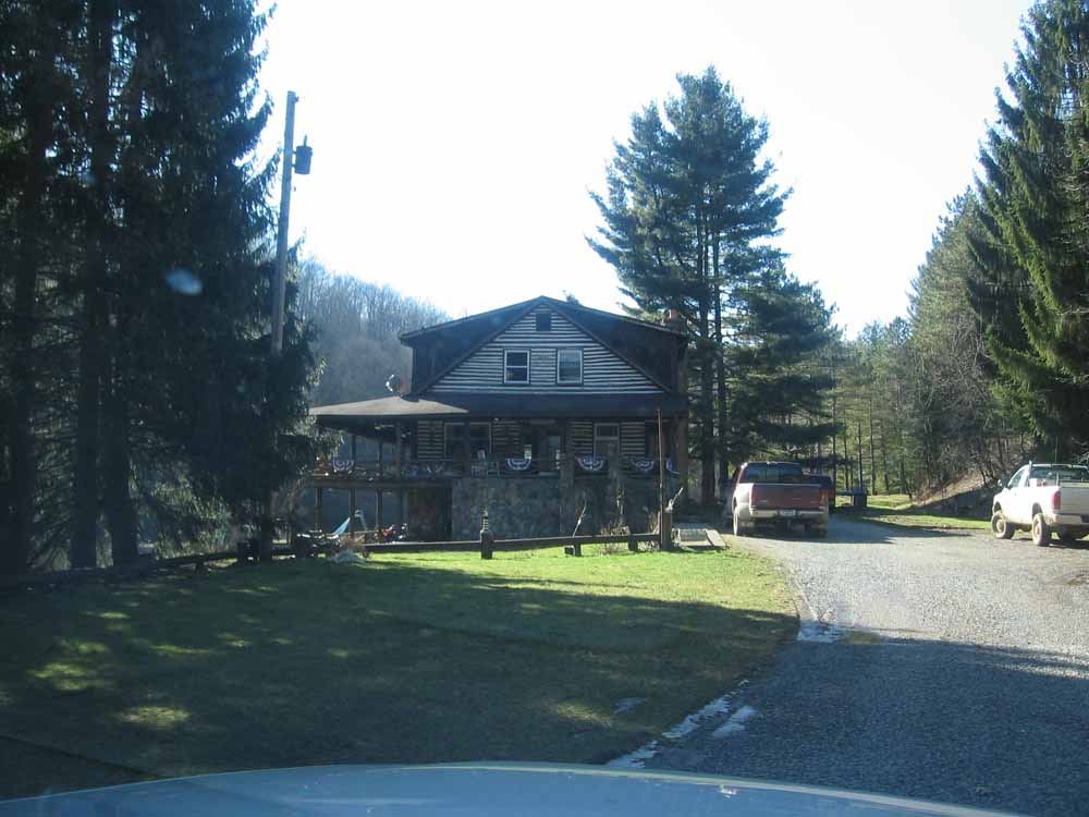 Locations Hub - LAKE RILEY - Lake & House [GILLOOLY]