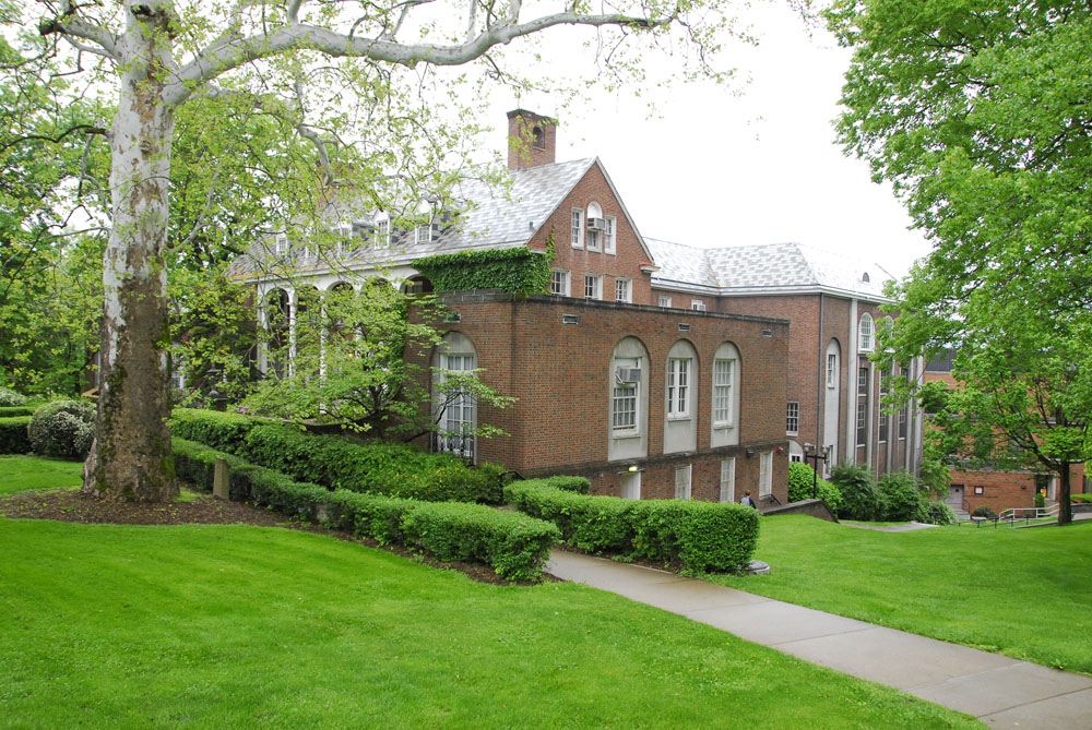 Locations Hub - WEST VIRGINIA UNIVERSITY - Elizabeth Moore Hall
