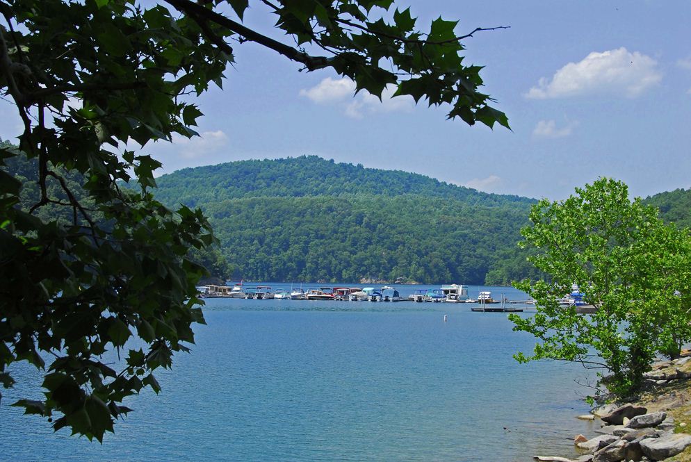 Locations Hub - Sutton Lake & Dam